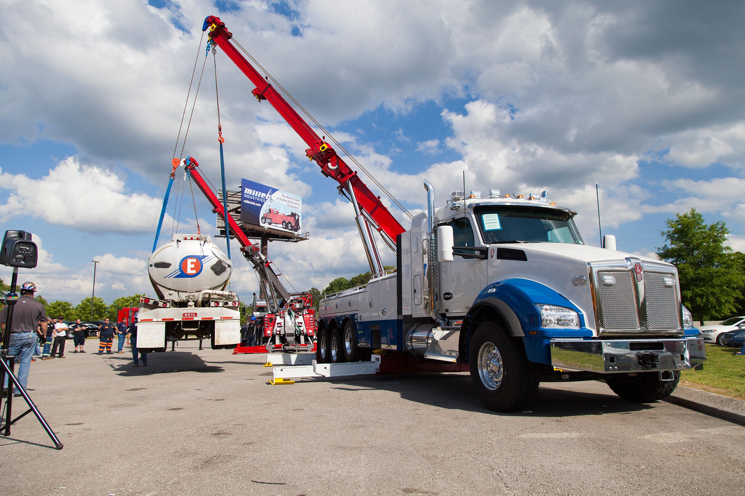 2016 Spring Rotator School Gallery | Miller Industries | Miller ...