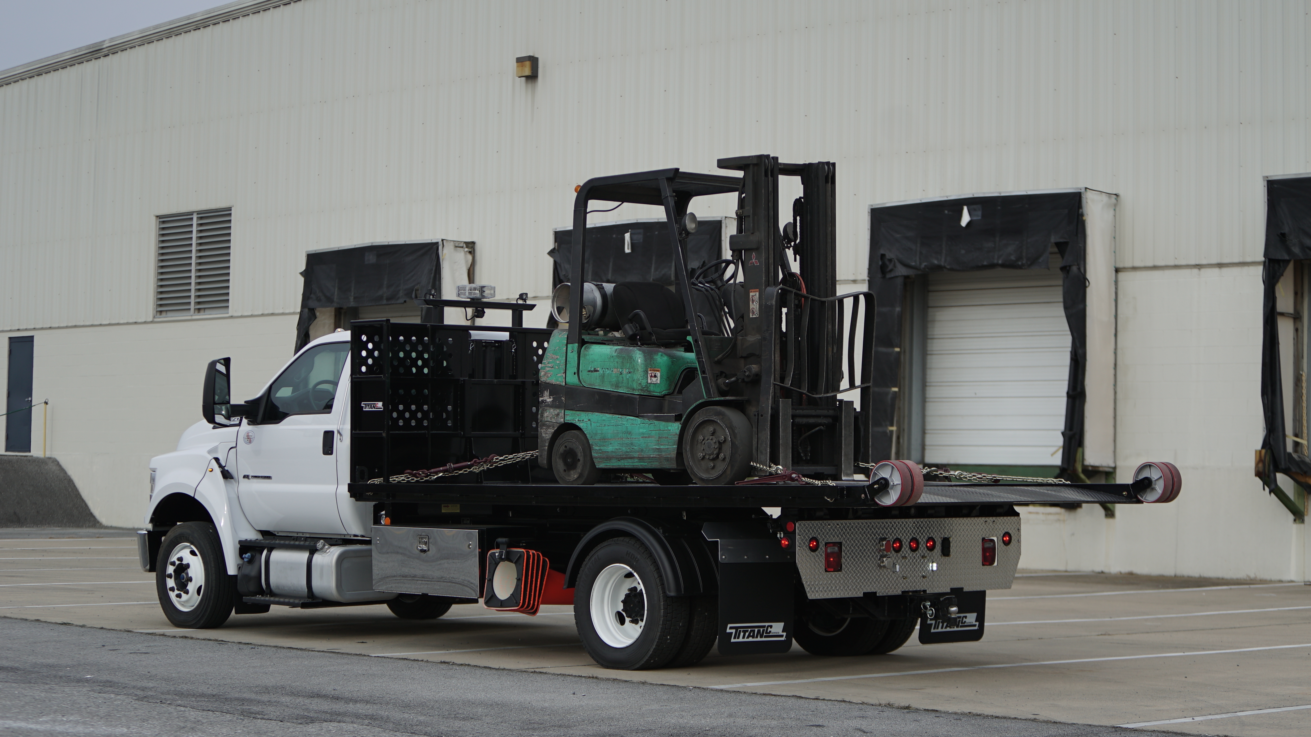 Titan C-Series Gallery | Miller Industries | Miller Industries Towing, Inc.
