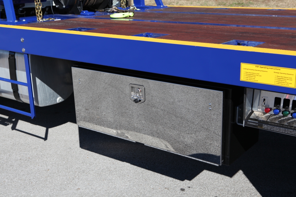 Titan Folding Ramp Flatbed | Miller Industries