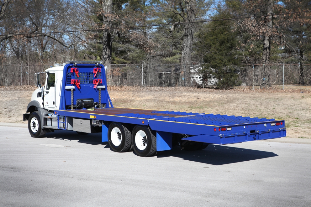 Titan® Folding Ramp Flatbed