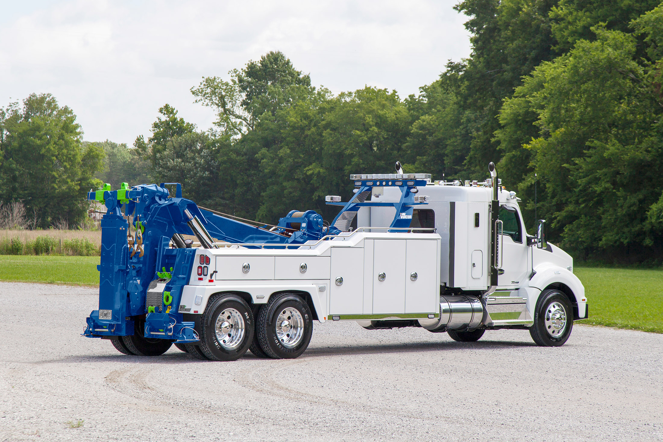 Vulcan V-70 Gallery | Miller Industries | Miller Industries Towing, Inc.