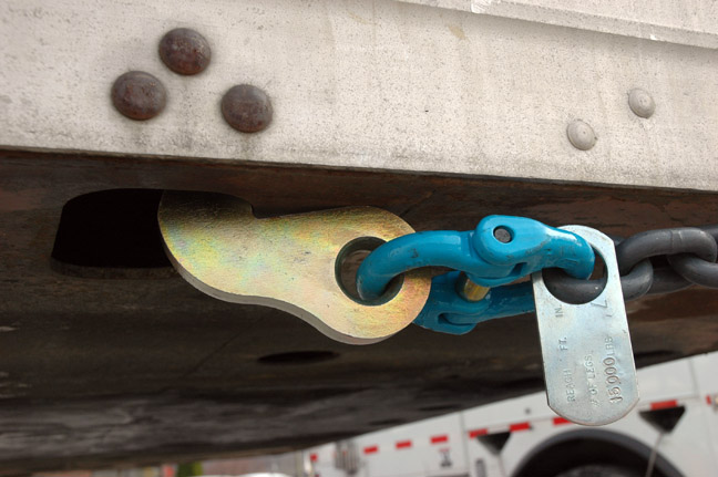 Frame Rail Chain Gallery | Miller Industries | Miller Industries Towing ...