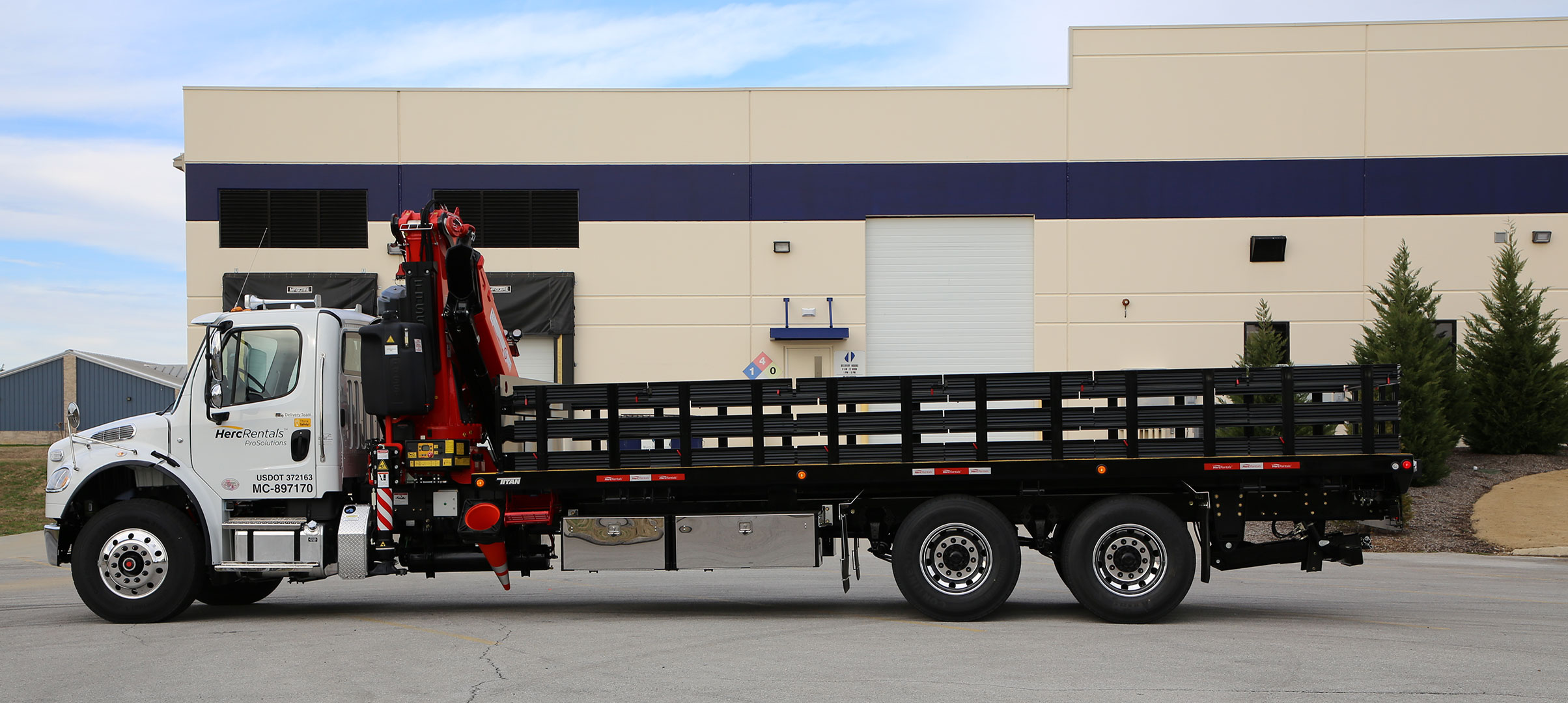 Titan Crane-Boom Stake Bed Unit Gallery | Miller Industries | Miller ...
