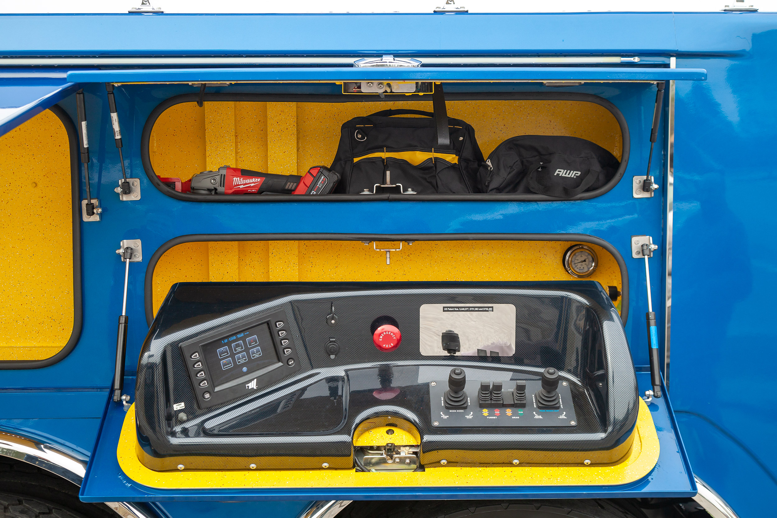 Century M100 Gallery | Miller Industries